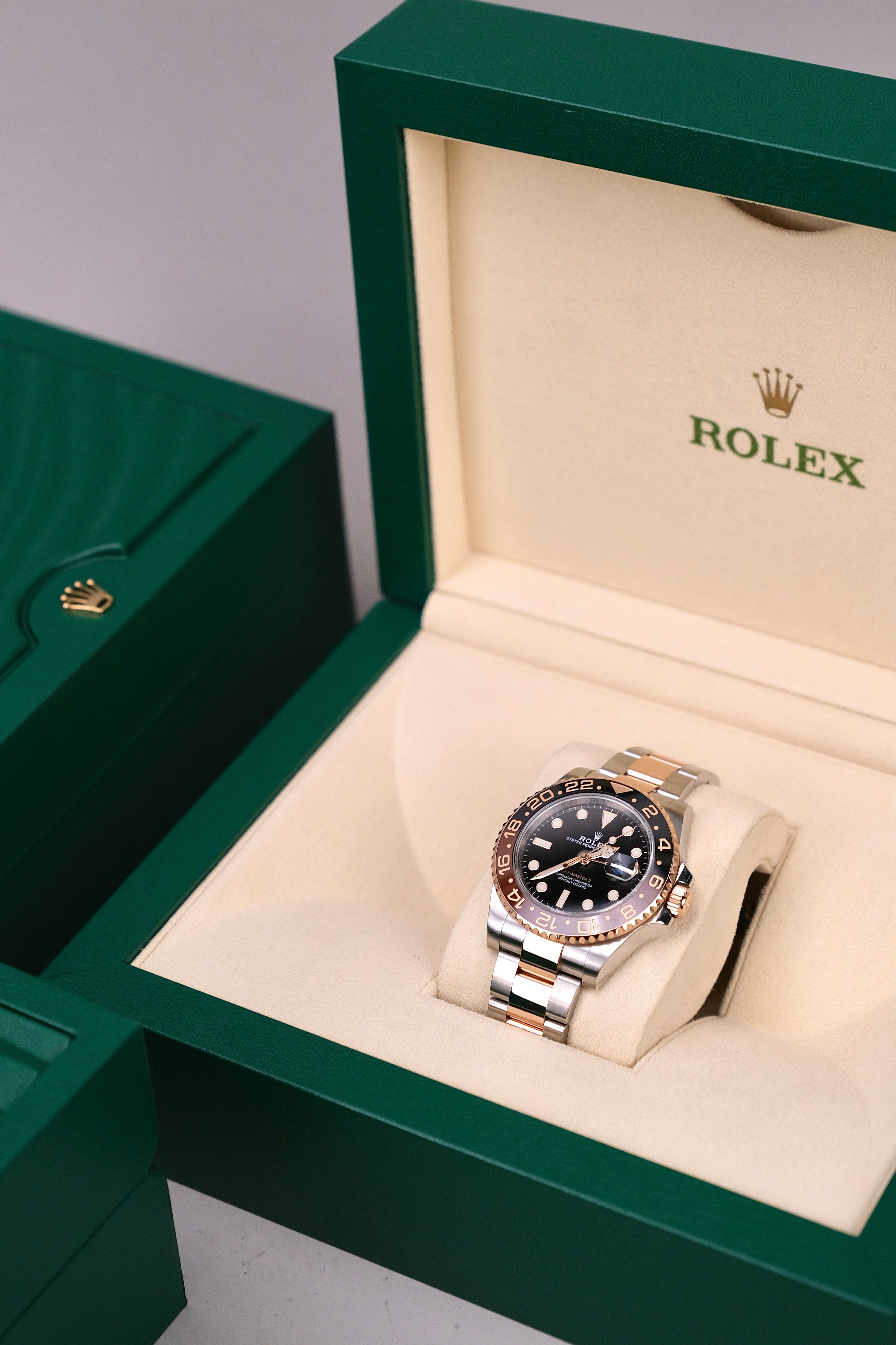 Rolex – Shop with K